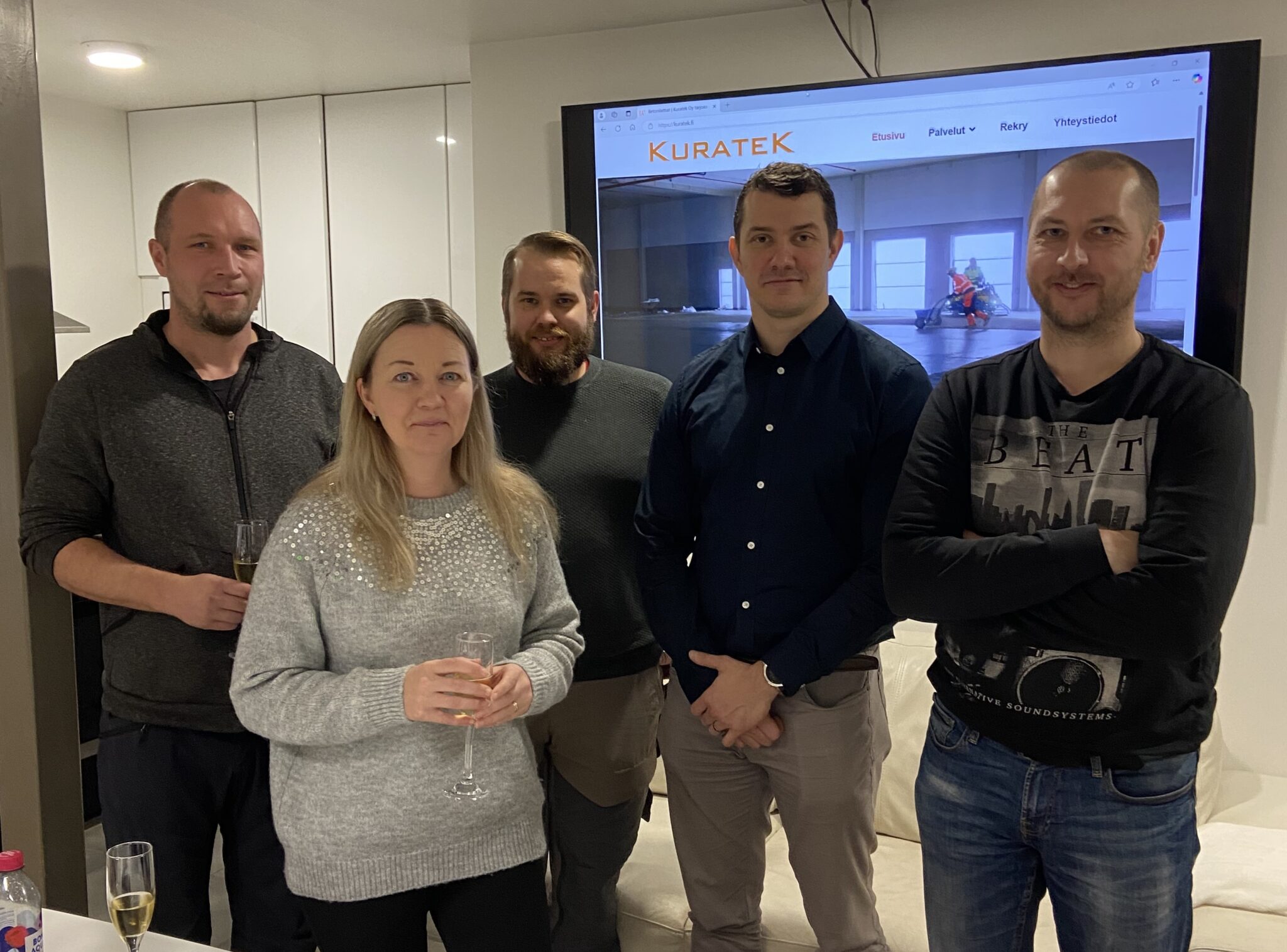 Kuratek Oy:n onnistunut yrityskauppa - Advance Team Oy